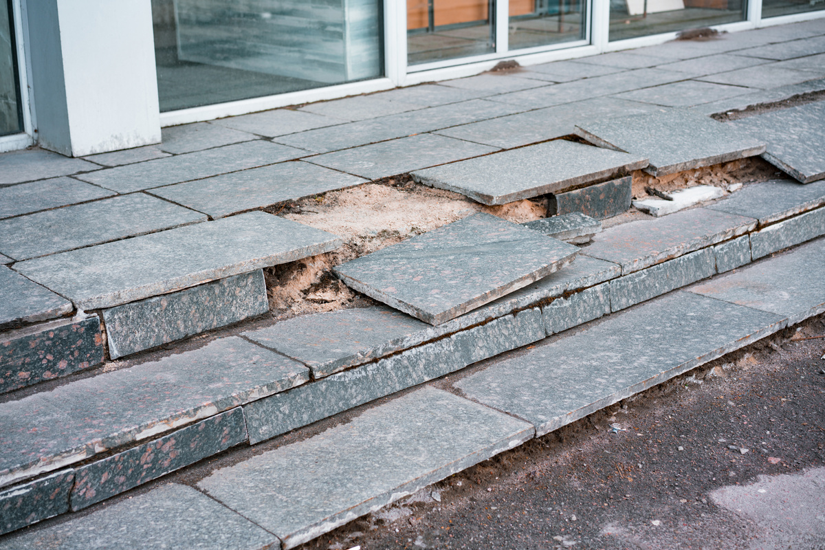 7 Types of Evidence Used in a Premises Liability Claim - Goza & Honnold